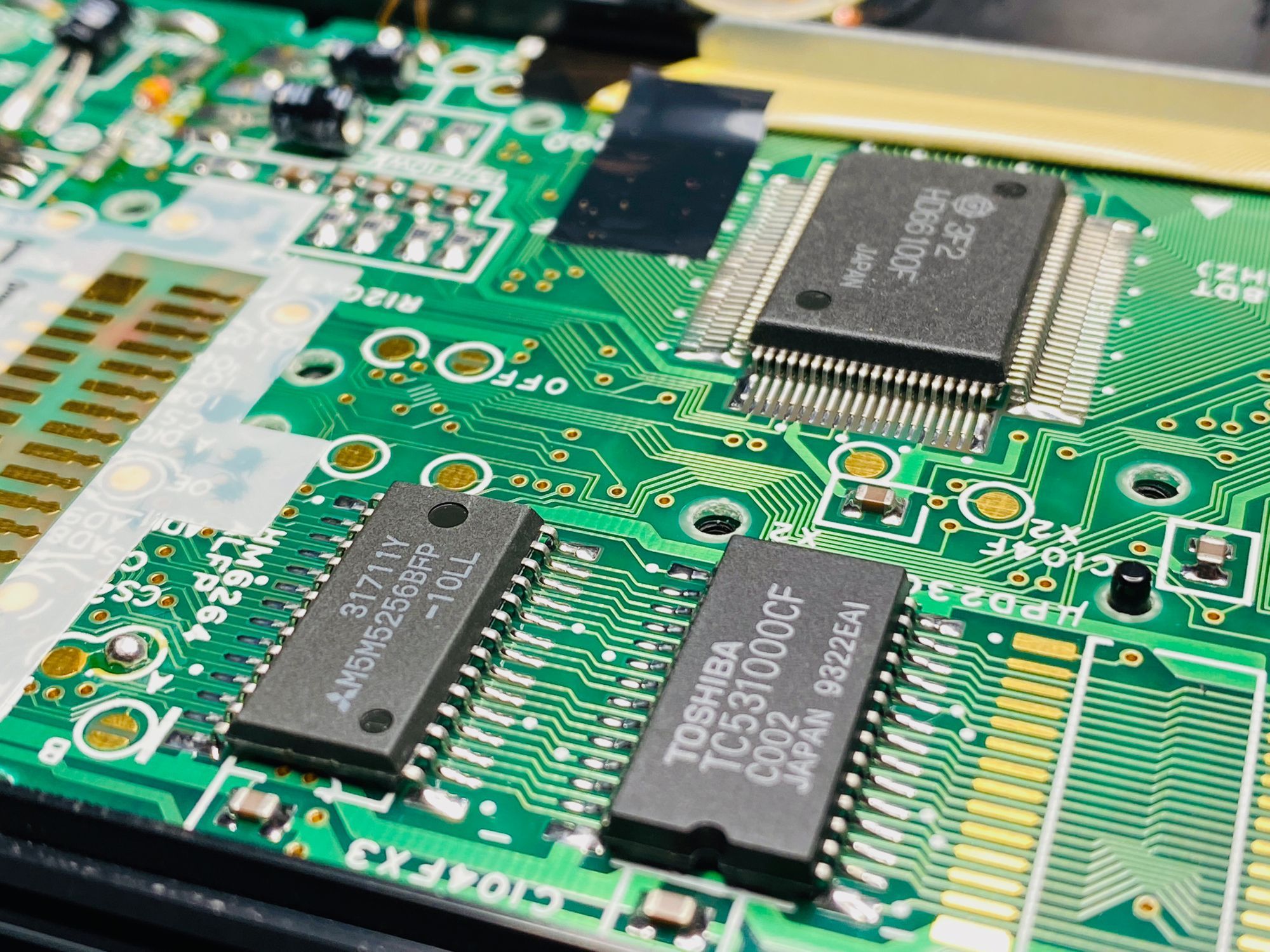 CASIO FX-880P Personal Computer Teardown